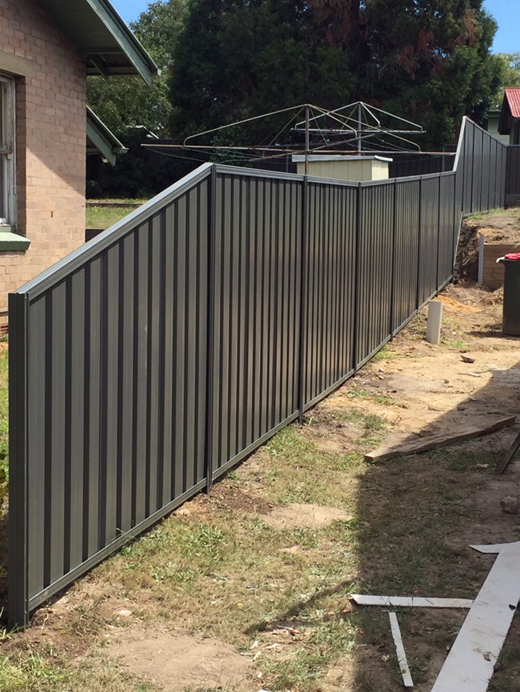 Custom Steel Fencing & Gates in Lithgow & Blue Mountains | Gilles ...